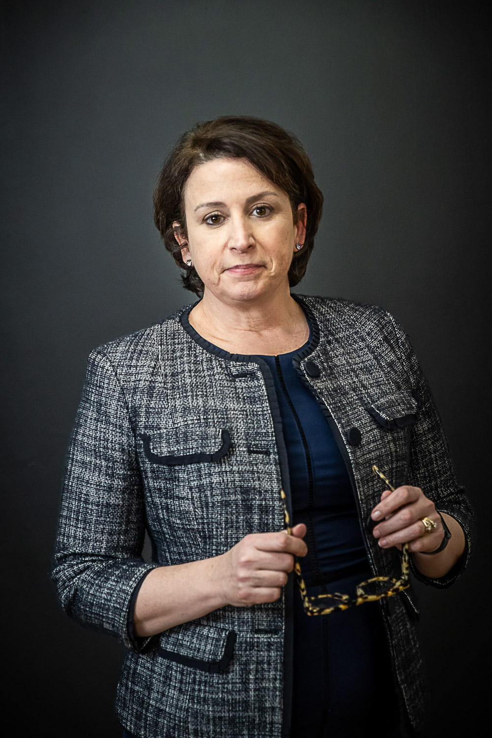 Headshots and Personal Branding - Ling Messer